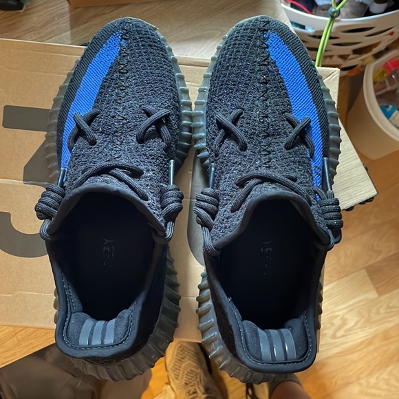 adidas | Shoes | Yeezy Boost 35 V2 Dazzling Blue Box Included With ...